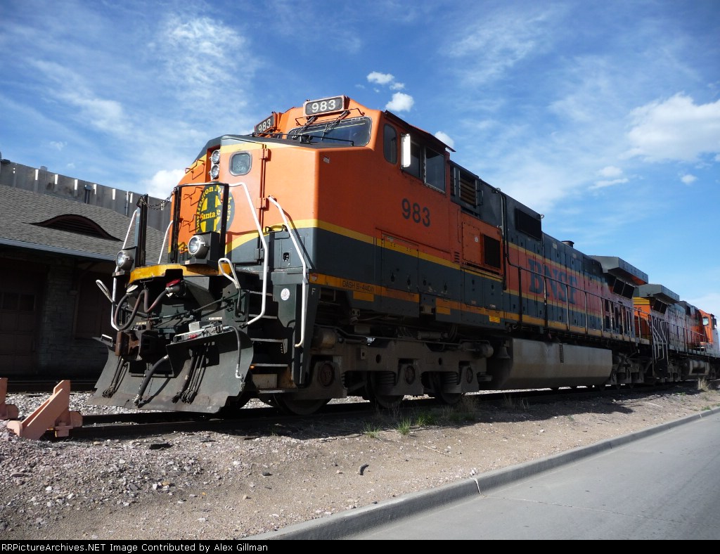 BNSF 983